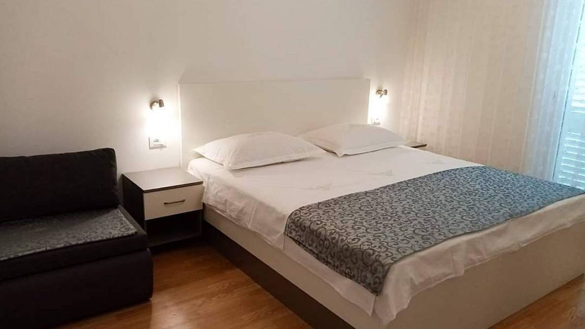 21 M² Hôtel ∙ 1 Chambre ∙ 2 Personnes - Baška Voda