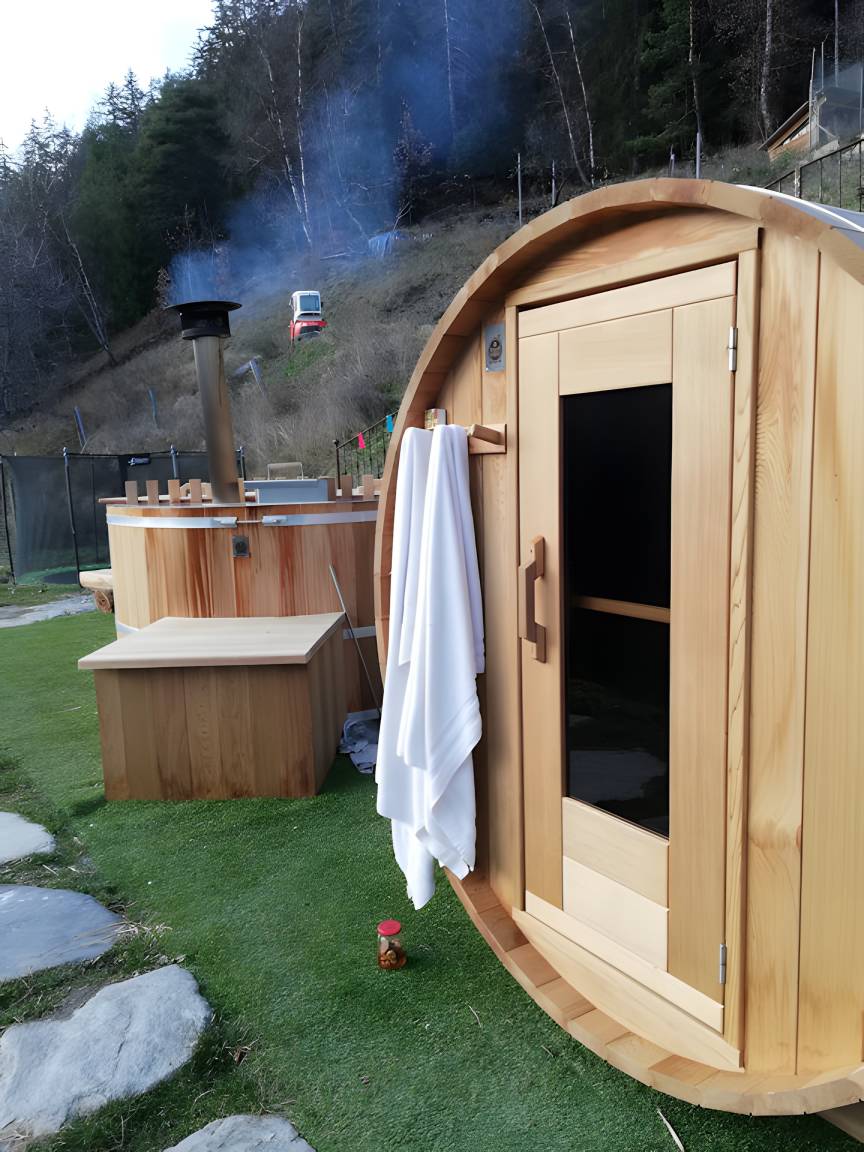 20 M² Chambre D'hôtes ∙ 1 Chambre ∙ 4 Personnes - Bourg-Saint-Maurice