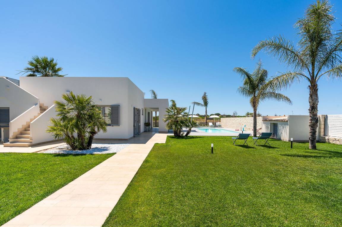 140 M² Villa ∙ 3 Bedrooms ∙ 7 Guests - Marzamemi