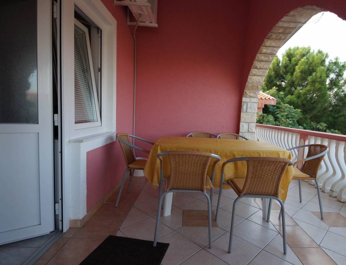 46 M² Ferienwohnung ∙ 2 Schlafzimmer ∙ 5 Gäste - Nin