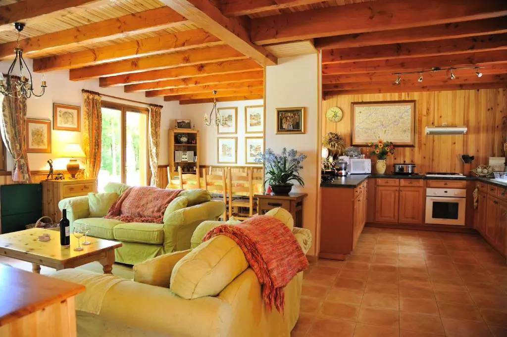 92 M² Huis ∙ 4 Slaapkamers ∙ 8 Gasten - Souillac