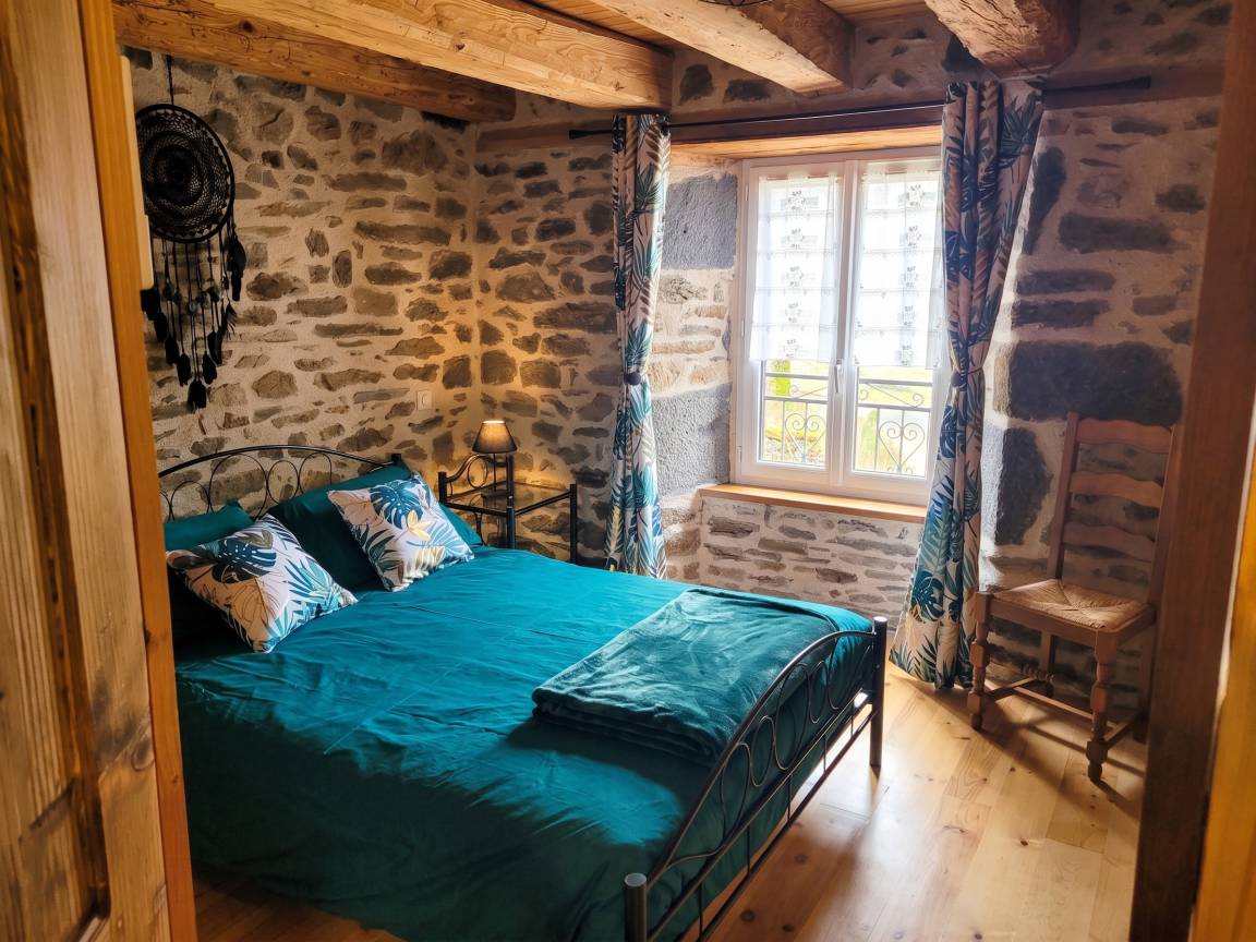 90 M² House ∙ 3 Bedrooms ∙ 9 Guests - Saint-Flour