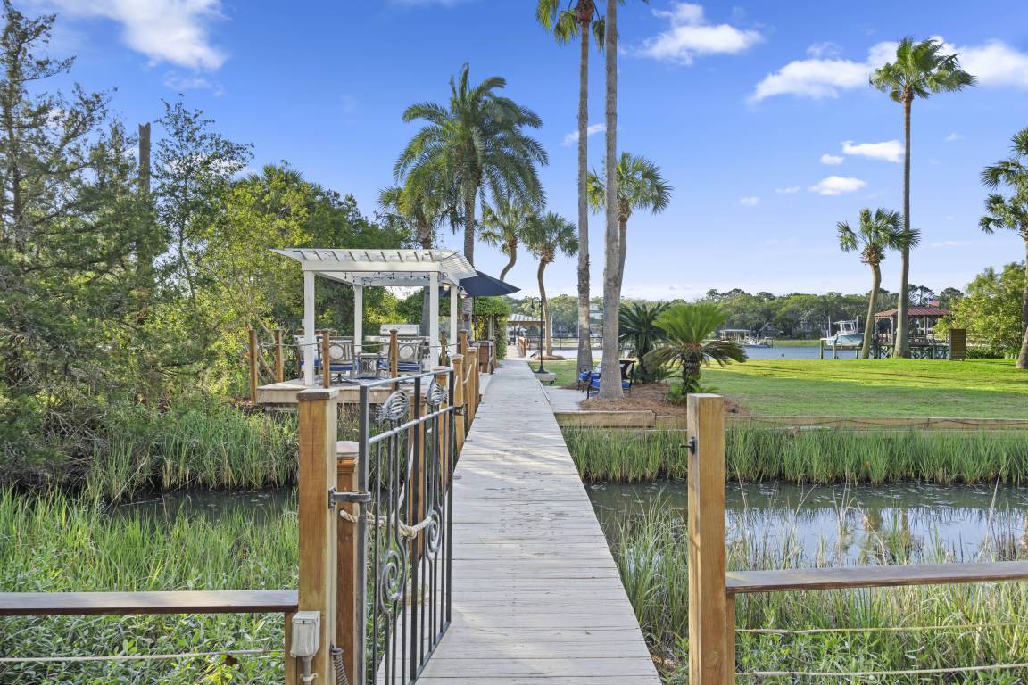 428 M² House ∙ 6 Bedrooms ∙ 13 Guests - Isle of Palms, SC