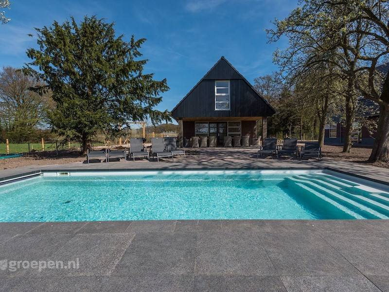House ∙ 8 Bedrooms ∙ 20 Guests - Winterswijk