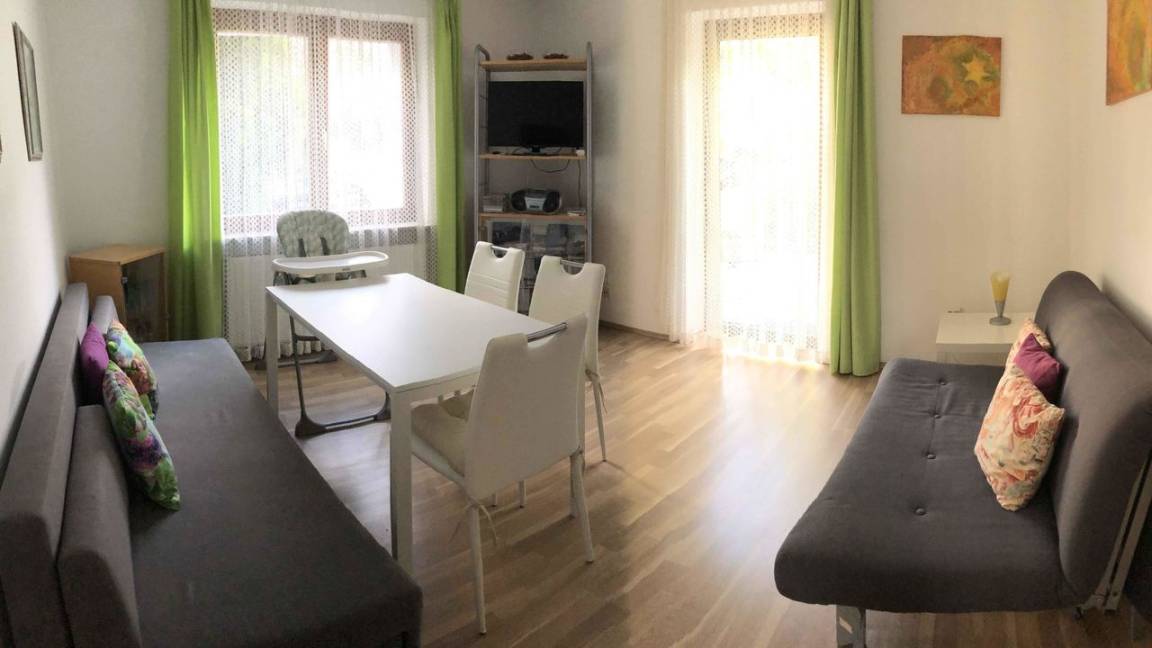 58 M² Apartment ∙ 2 Bedrooms ∙ 4 Guests - Erlangen