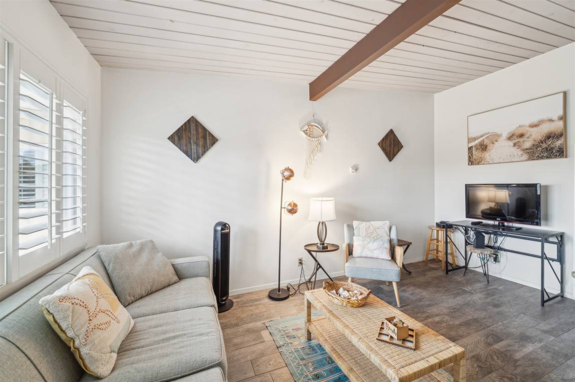 Condo ∙ 1 Bedroom ∙ 4 Guests - Carpinteria, CA