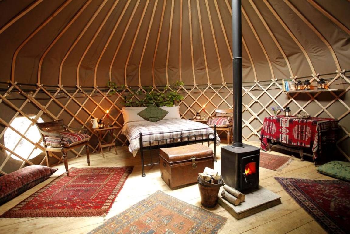 Camping ∙ 1 Bedroom ∙ 4 Guests - West Sussex