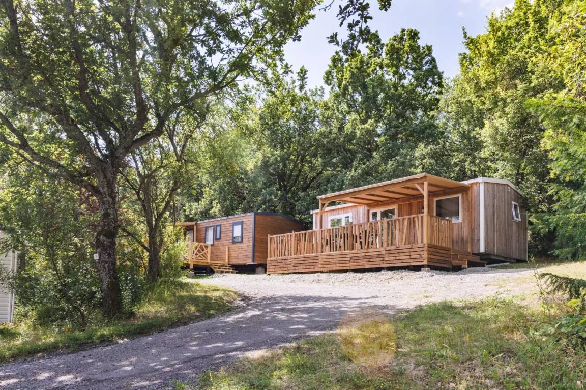 30 M² Mobil-home ∙ 2 Chambres ∙ 4 Personnes - Châtel-Guyon