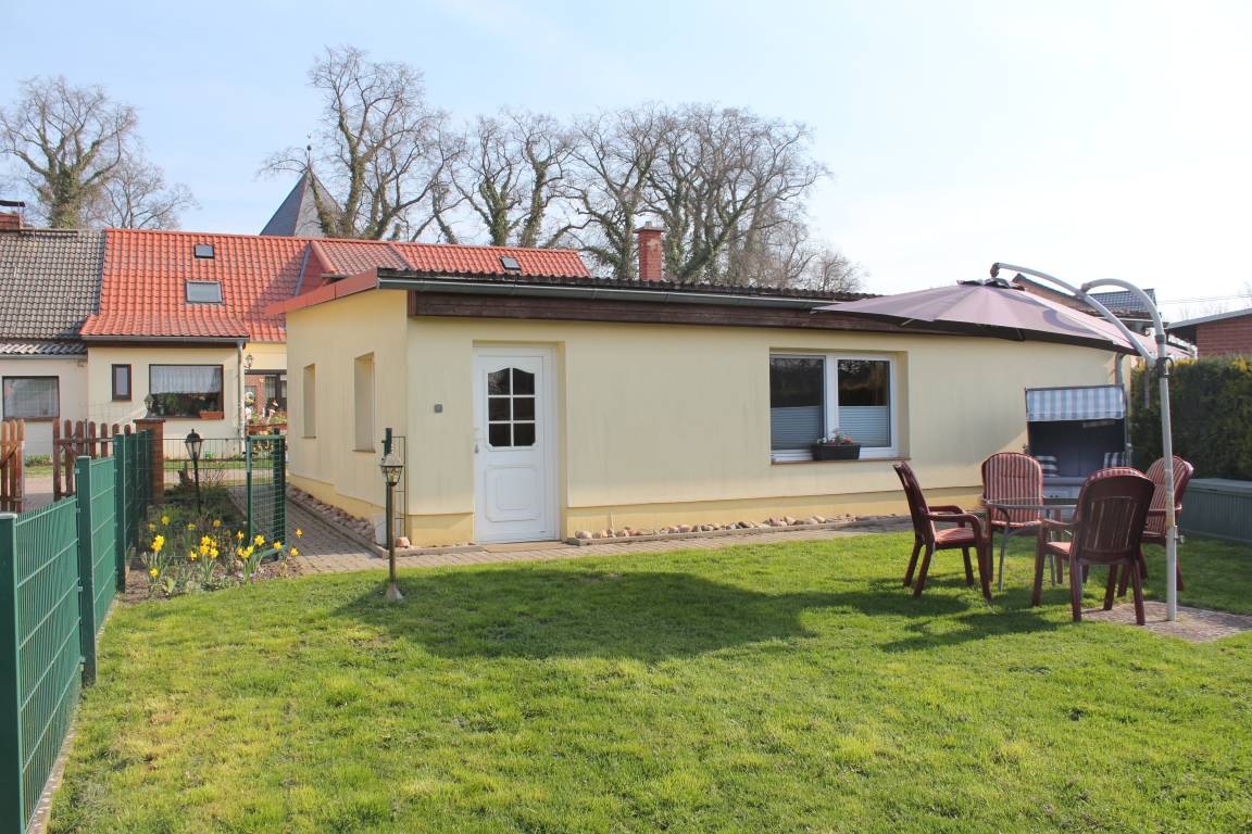 40 M² Bungalow ∙ 1 Schlafzimmer ∙ 3 Gäste - Mecklenburg-Vorpommern
