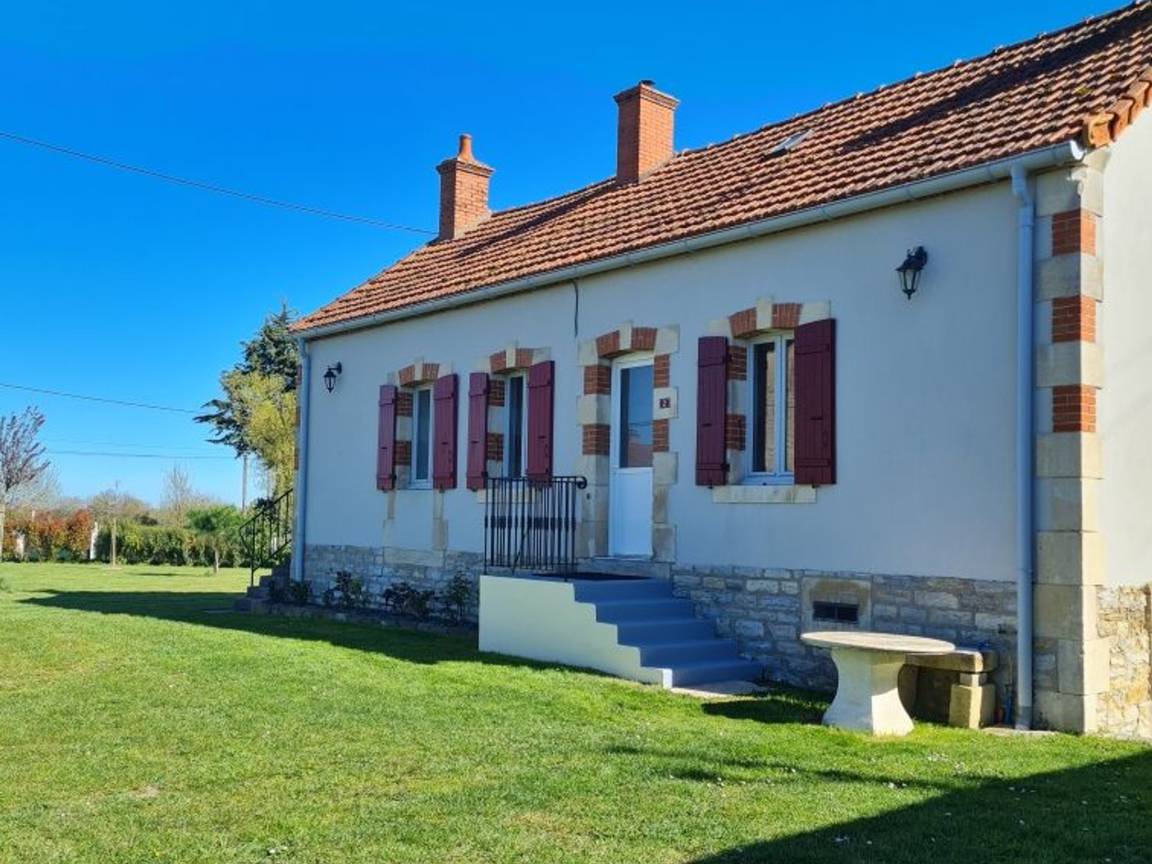 70 M² Cottage ∙ 2 Chambres ∙ 5 Personnes - Nièvre