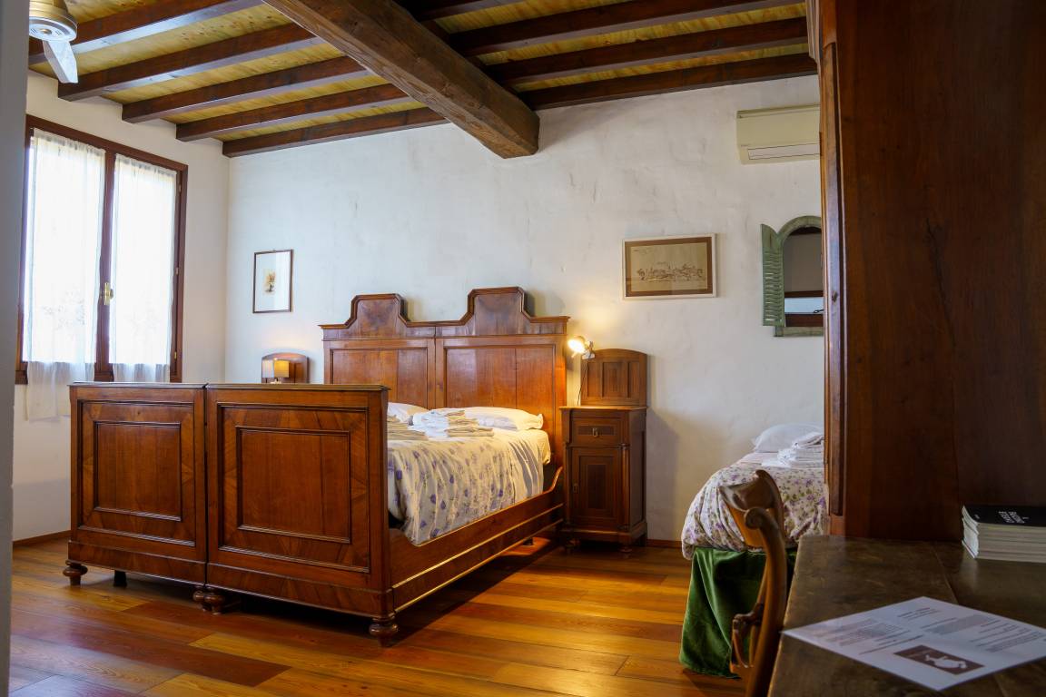 30 M² Habitación Privada ∙ 1 Habitación ∙ 3 Huéspedes - Emilia-Romagna
