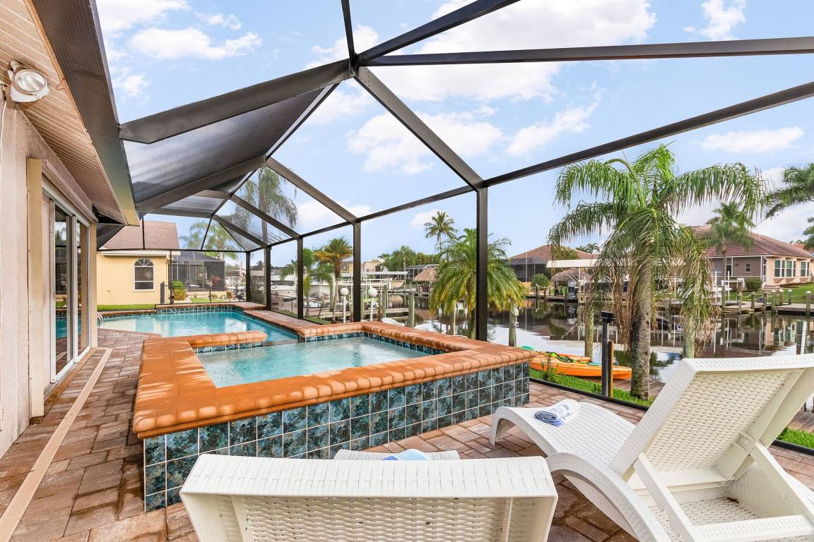 196 M² House ∙ 4 Bedrooms ∙ 8 Guests - Sanibel Island, FL