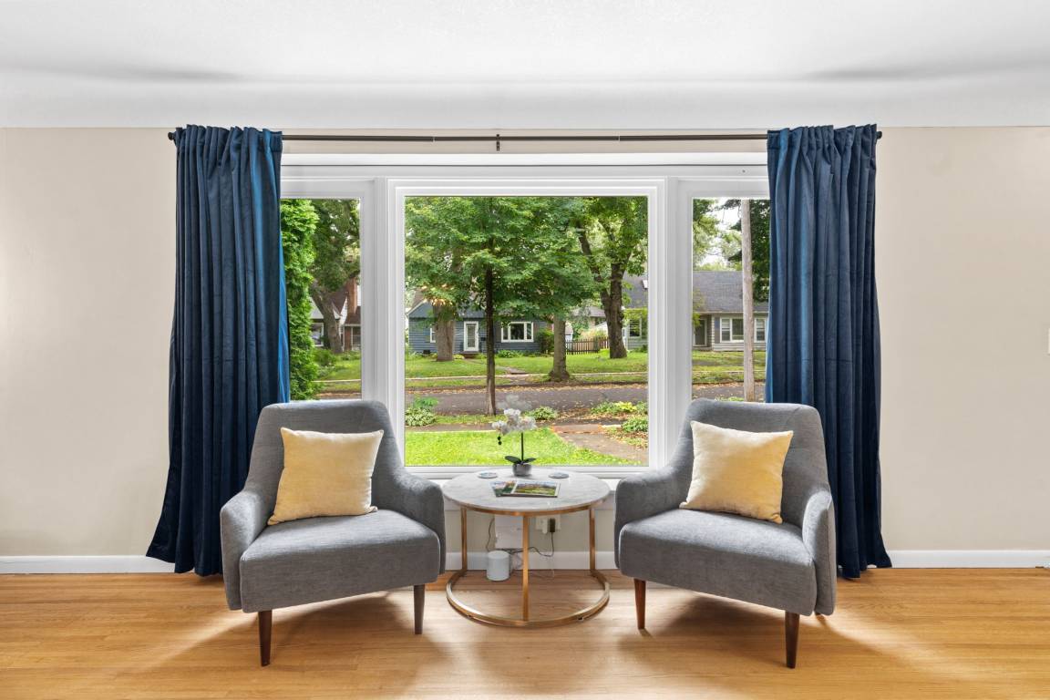 169 M² Dom ∙ 3 Sypialnie ∙ 6 Gości - Minneapolis