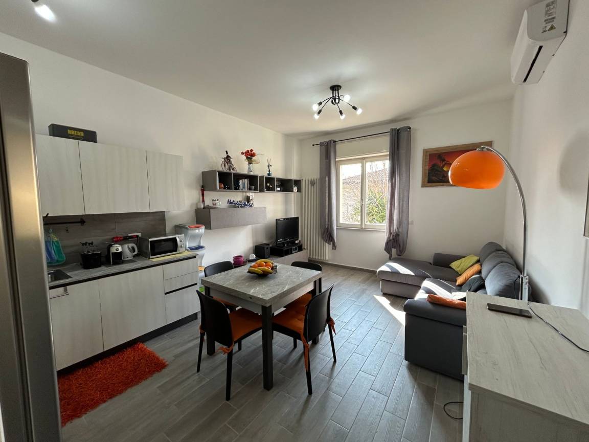 60 M² Ferienwohnung ∙ 1 Schlafzimmer ∙ 4 Gäste - Rimini