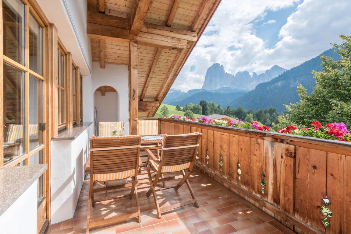 110 M² Apartamento ∙ 2 Habitaciones ∙ 5 Huéspedes - Ortisei