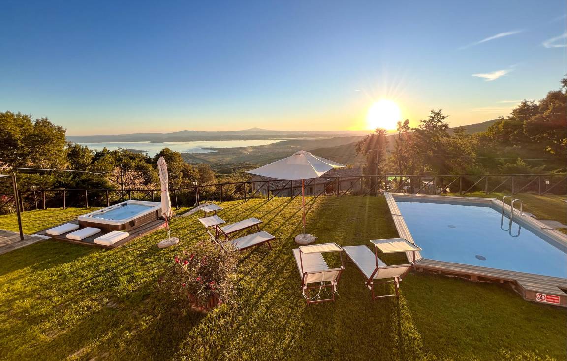 180 M² Maison De Vacances ∙ 4 Chambres ∙ 6 Personnes - Ombrie