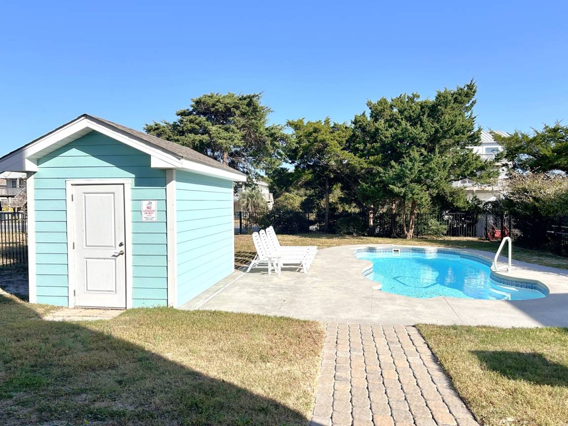 House ∙ 5 Bedrooms ∙ 13 Guests - Oak Island, NC