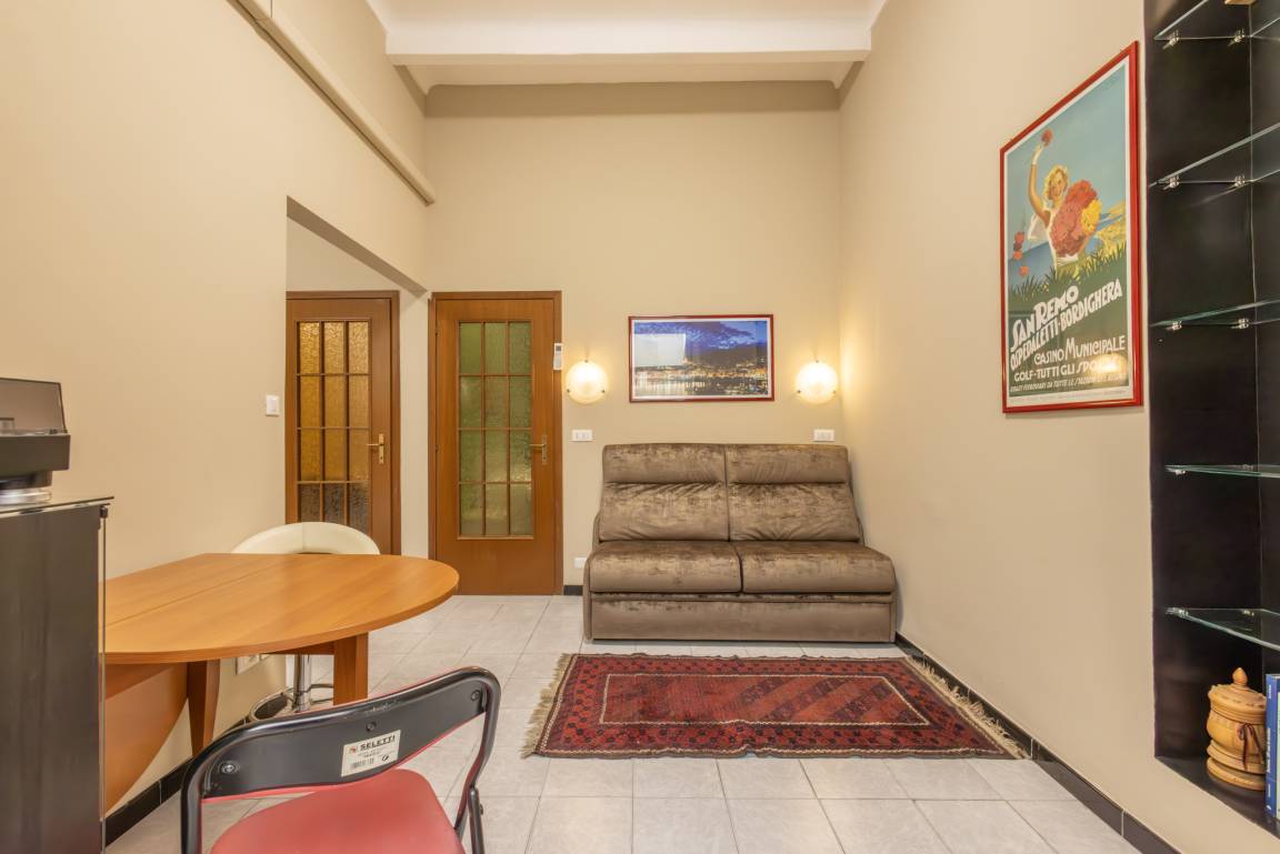 90 M² Apartment ∙ 2 Bedrooms ∙ 6 Guests - Sanremo