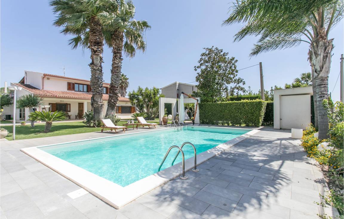 120 M² Apartment ∙ 2 Bedrooms ∙ 6 Guests - Vittoria