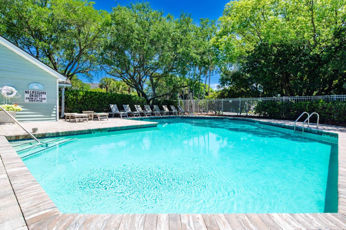 235 M² House ∙ 5 Bedrooms ∙ 12 Guests - Isle of Palms, SC