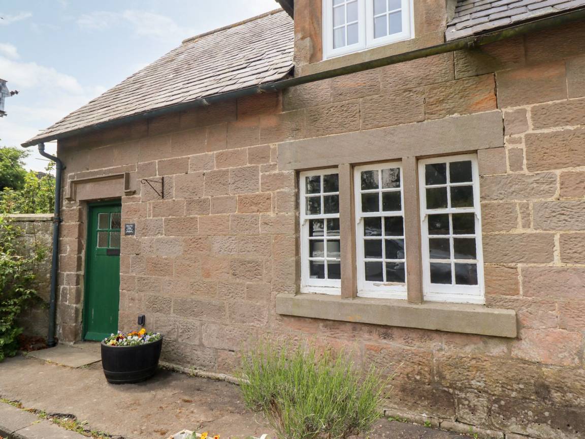 Cottage ∙ 2 Bedrooms ∙ 5 Guests - Craster