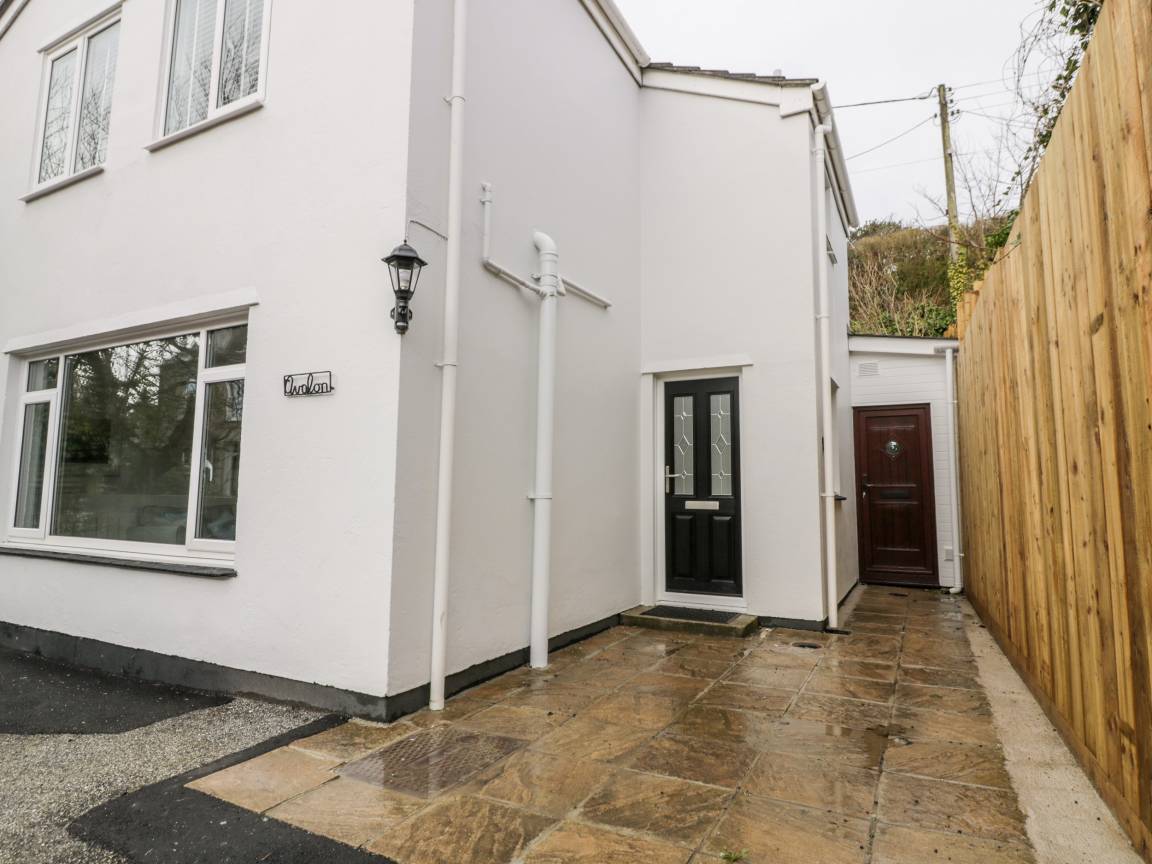 Cottage ∙ 3 Bedrooms ∙ 6 Guests - Perranporth