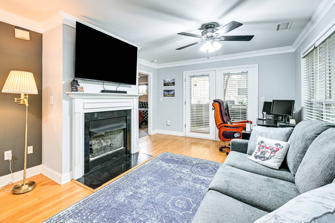 86 M² Apartment ∙ 2 Bedrooms ∙ 4 Guests - Charlotte