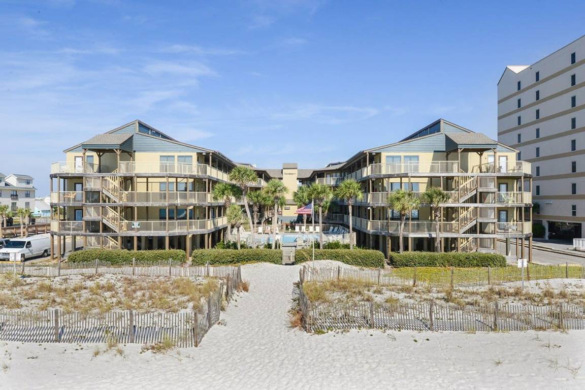 81 M² Apartment ∙ 2 Bedrooms ∙ 8 Guests - Gulf Shores, AL