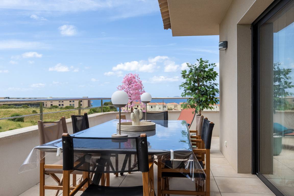 80 M² Apartment ∙ 2 Bedrooms ∙ 4 Guests - Porticcio