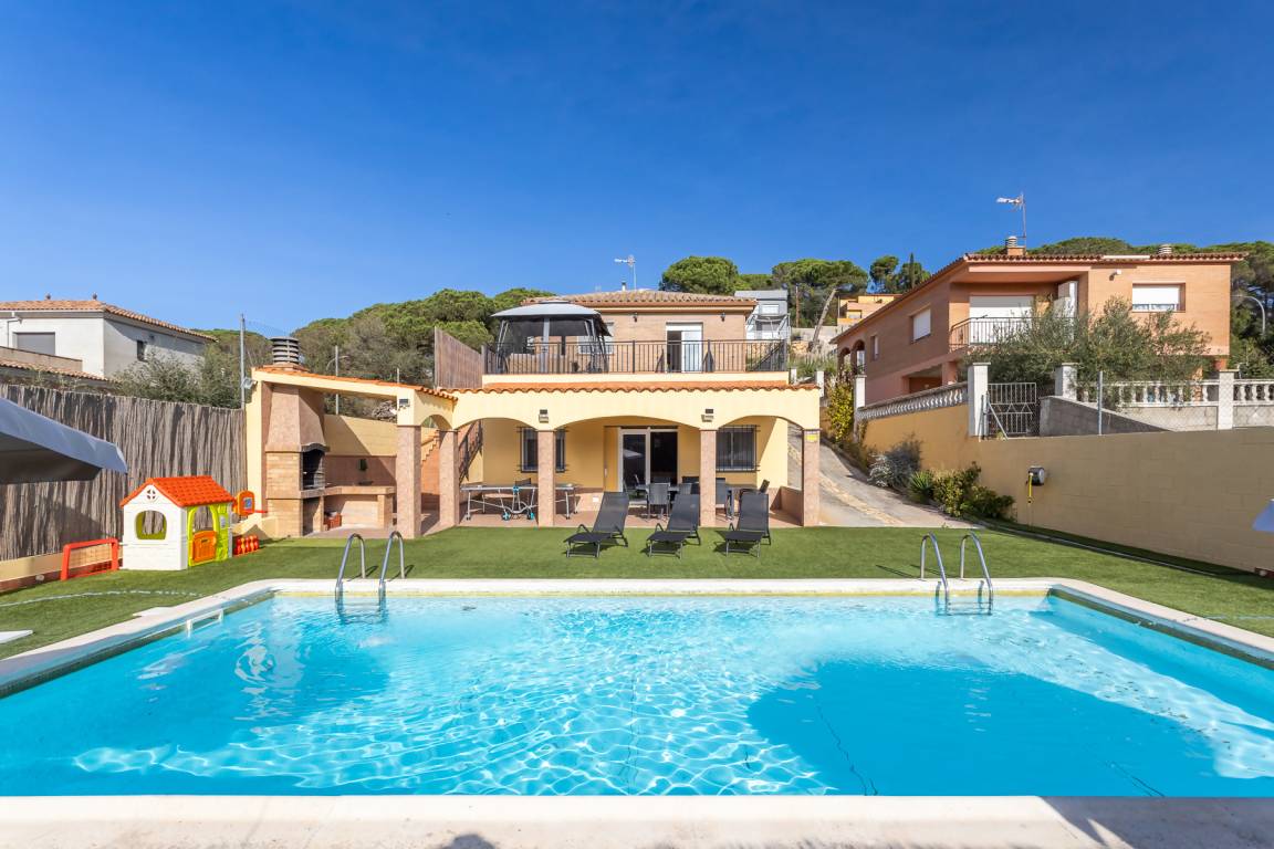 Ferienhaus ∙ 5 Schlafzimmer ∙ 9 Gäste - Lloret de Mar