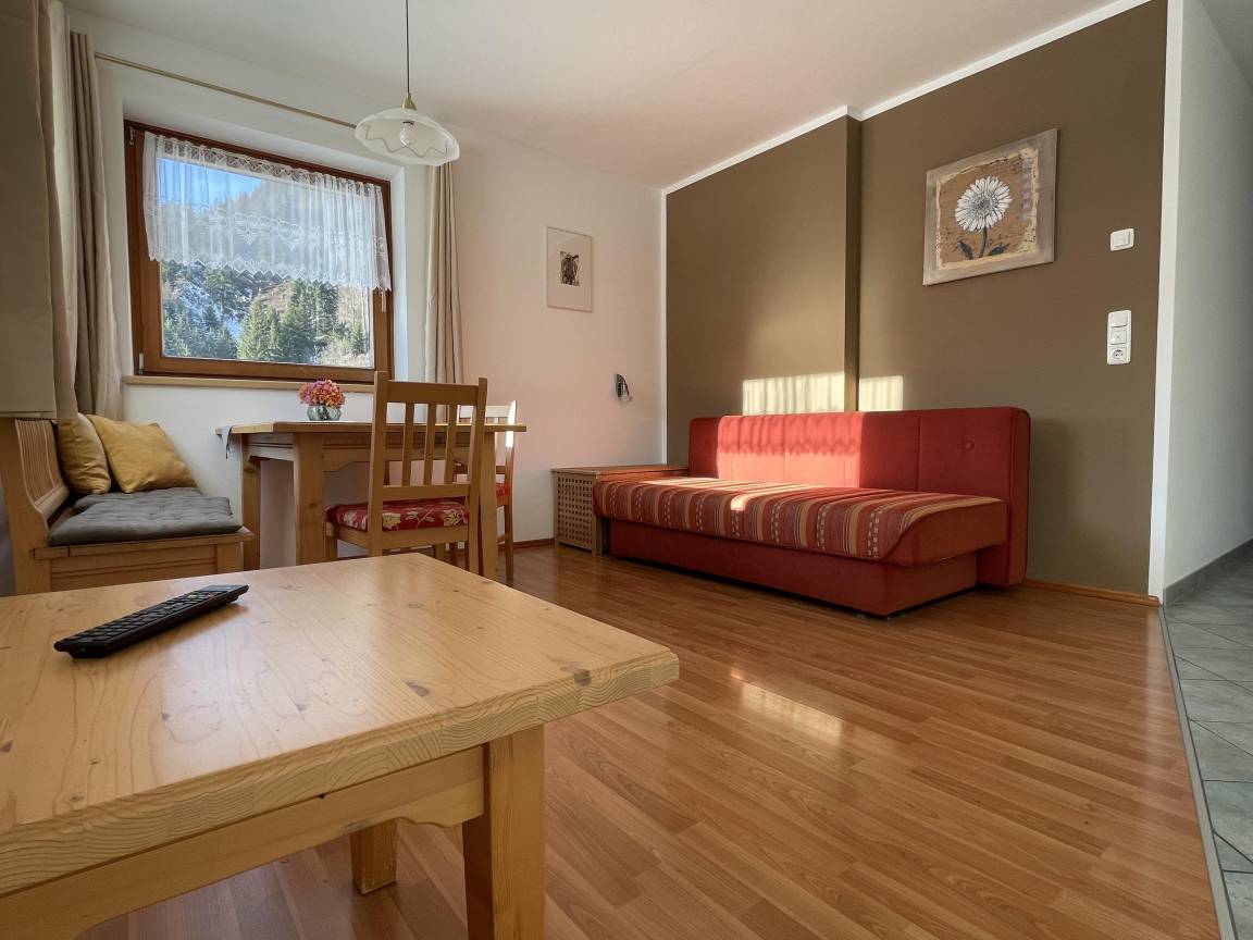 45 M² Ferienwohnung ∙ 1 Schlafzimmer ∙ 4 Gäste - Obertilliach