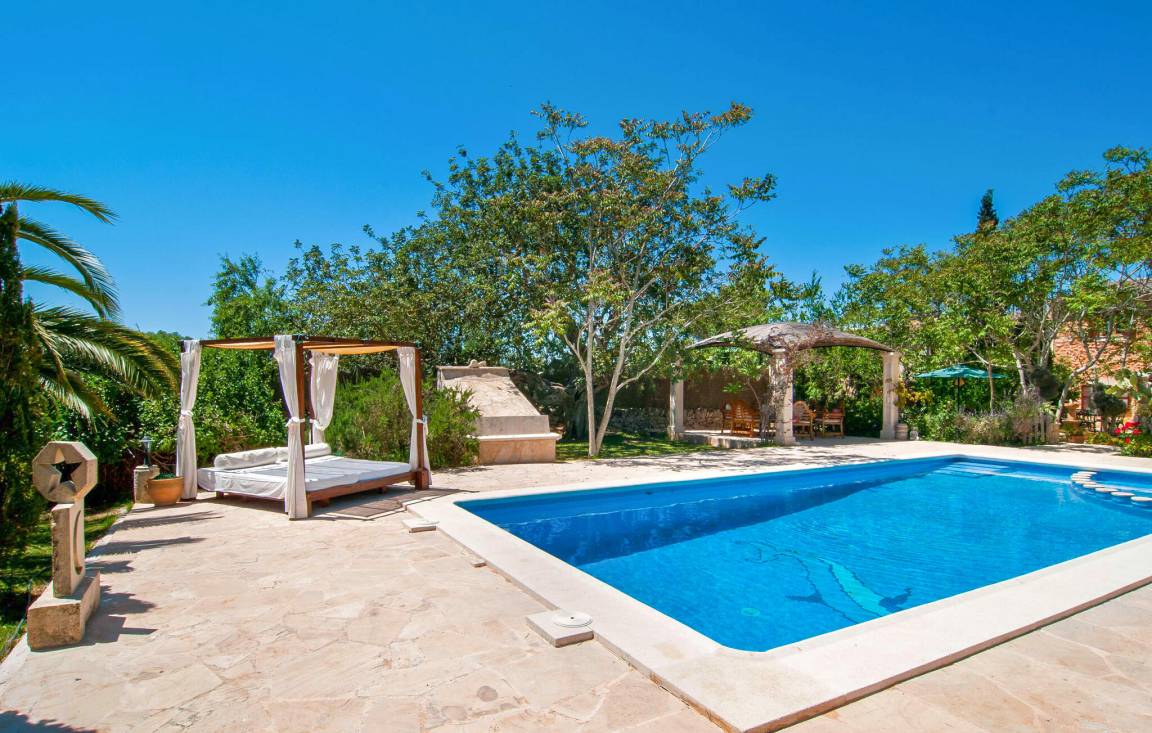250 M² Ferienhaus ∙ 4 Schlafzimmer ∙ 8 Gäste - Cala Santanyí