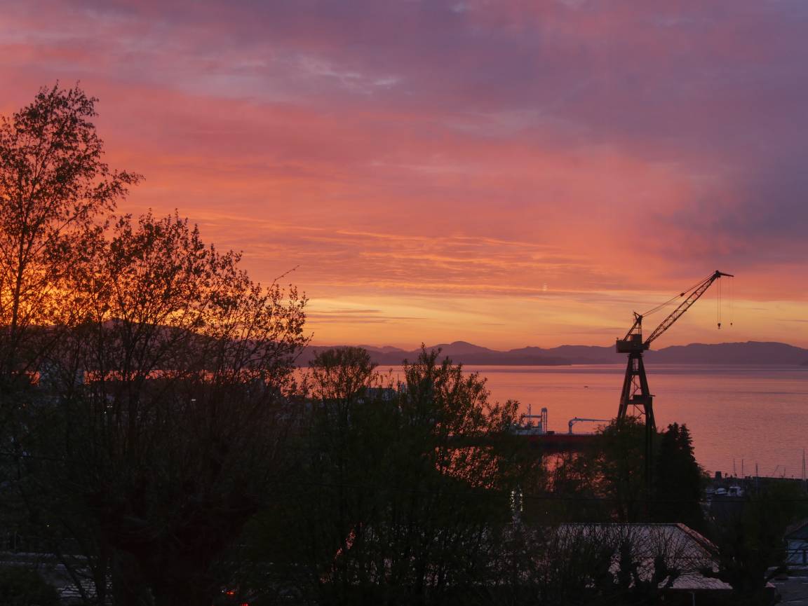 75 M² Huoneisto ∙ 2 Makuuhuonetta ∙ 5 Vierasta - Bergen