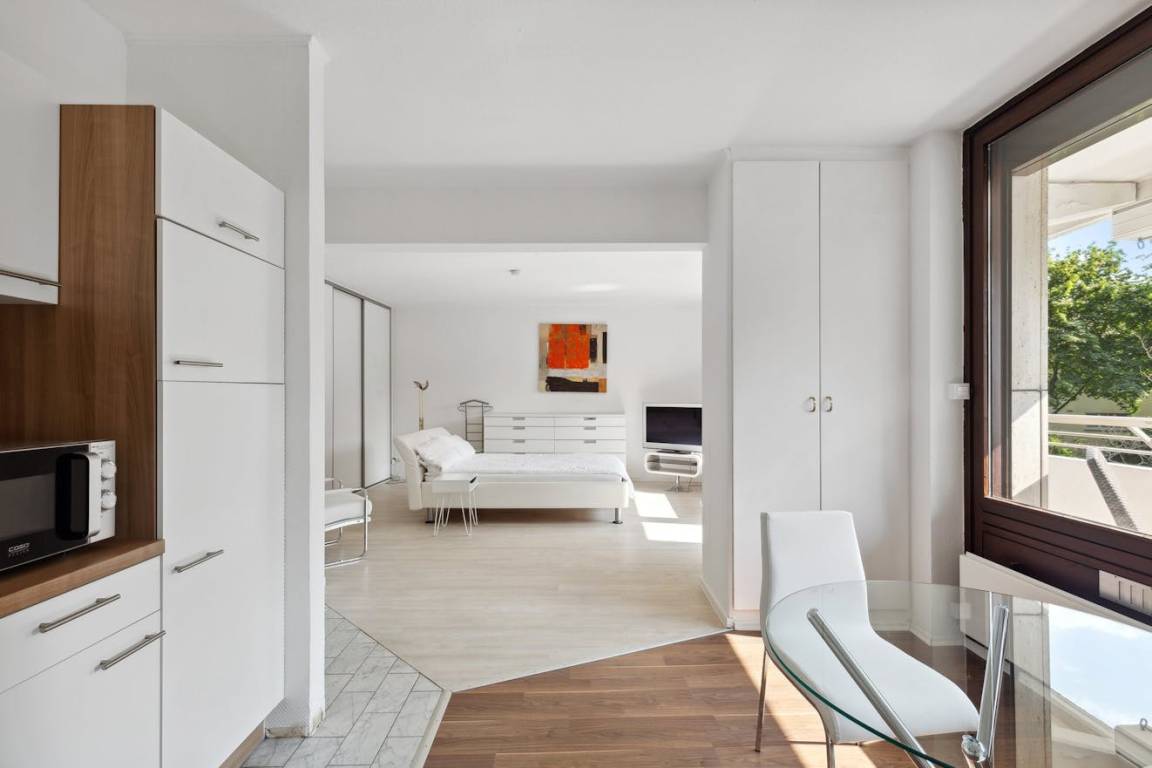 54 M² Apartment ∙ 1 Bedroom ∙ 2 Guests - Frankfurt