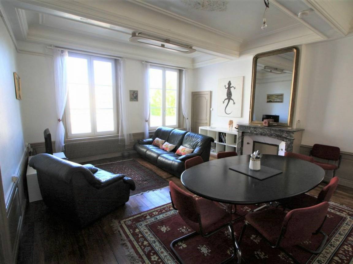 135 M² Appartement ∙ 3 Chambres ∙ 7 Personnes - Toul