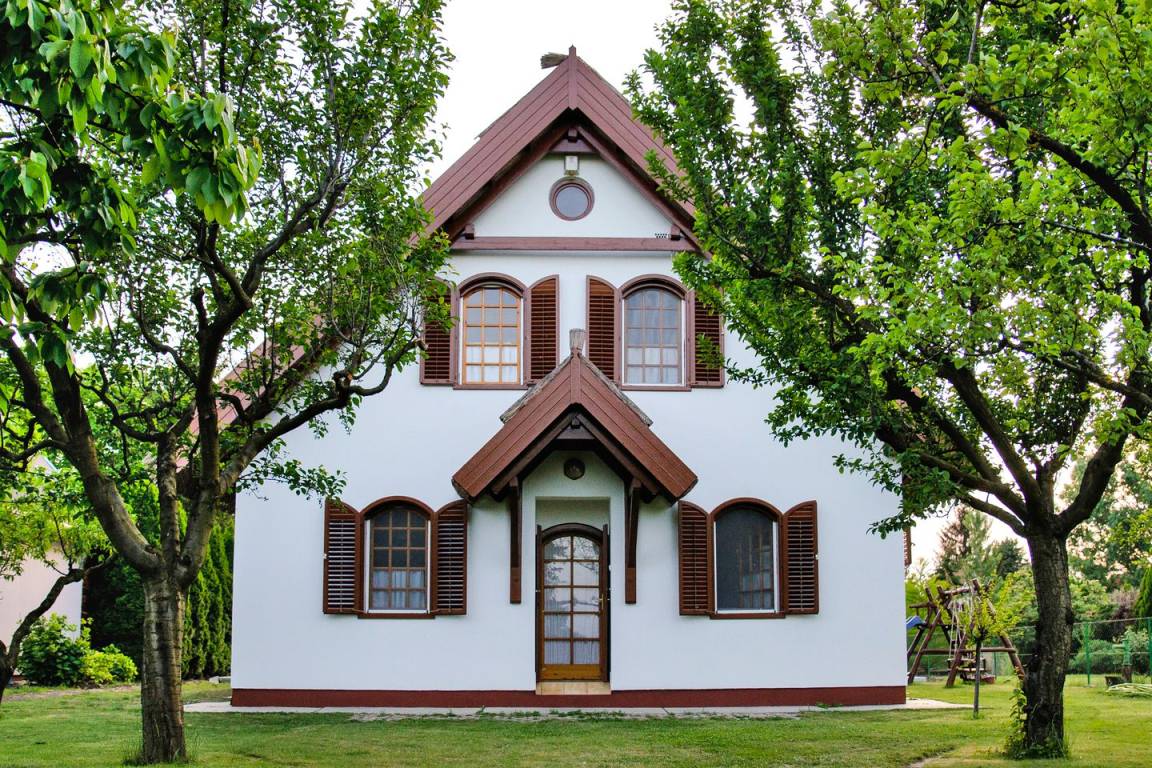 House ∙ 5 Bedrooms ∙ 10 Guests - Békésszentandrás