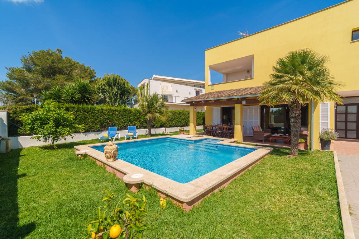 180 M² Casa ∙ 4 Habitaciones ∙ 8 Huéspedes - Alcudia