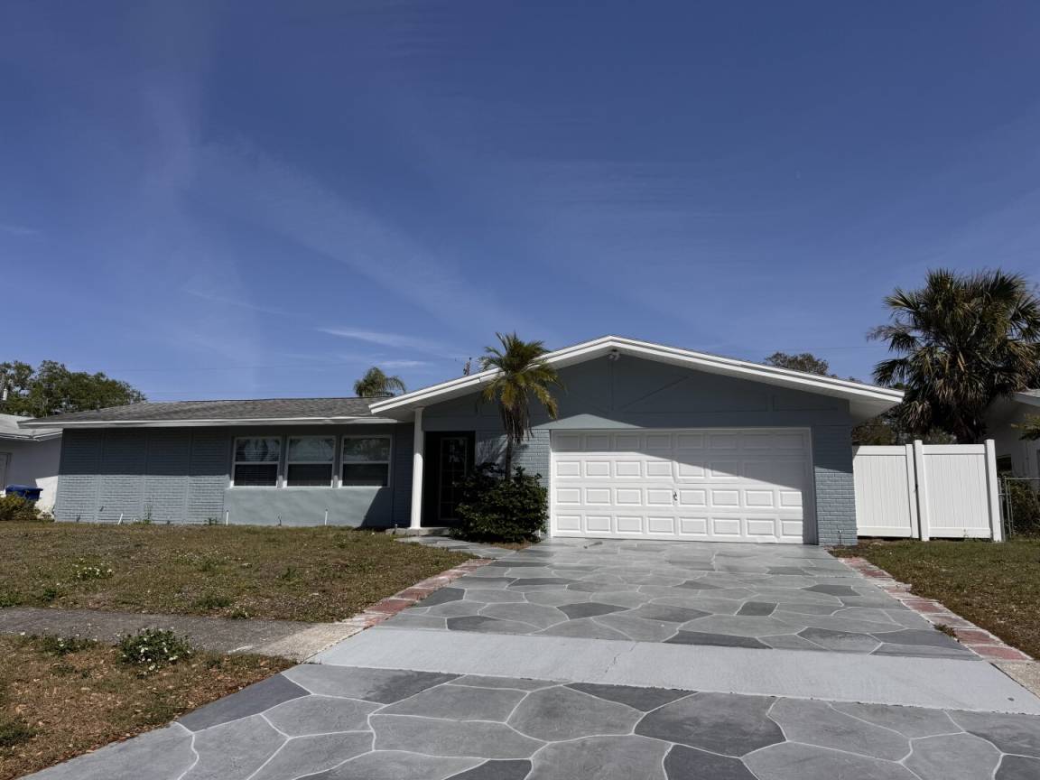 208 M² House ∙ 4 Bedrooms ∙ 8 Guests - Largo, FL