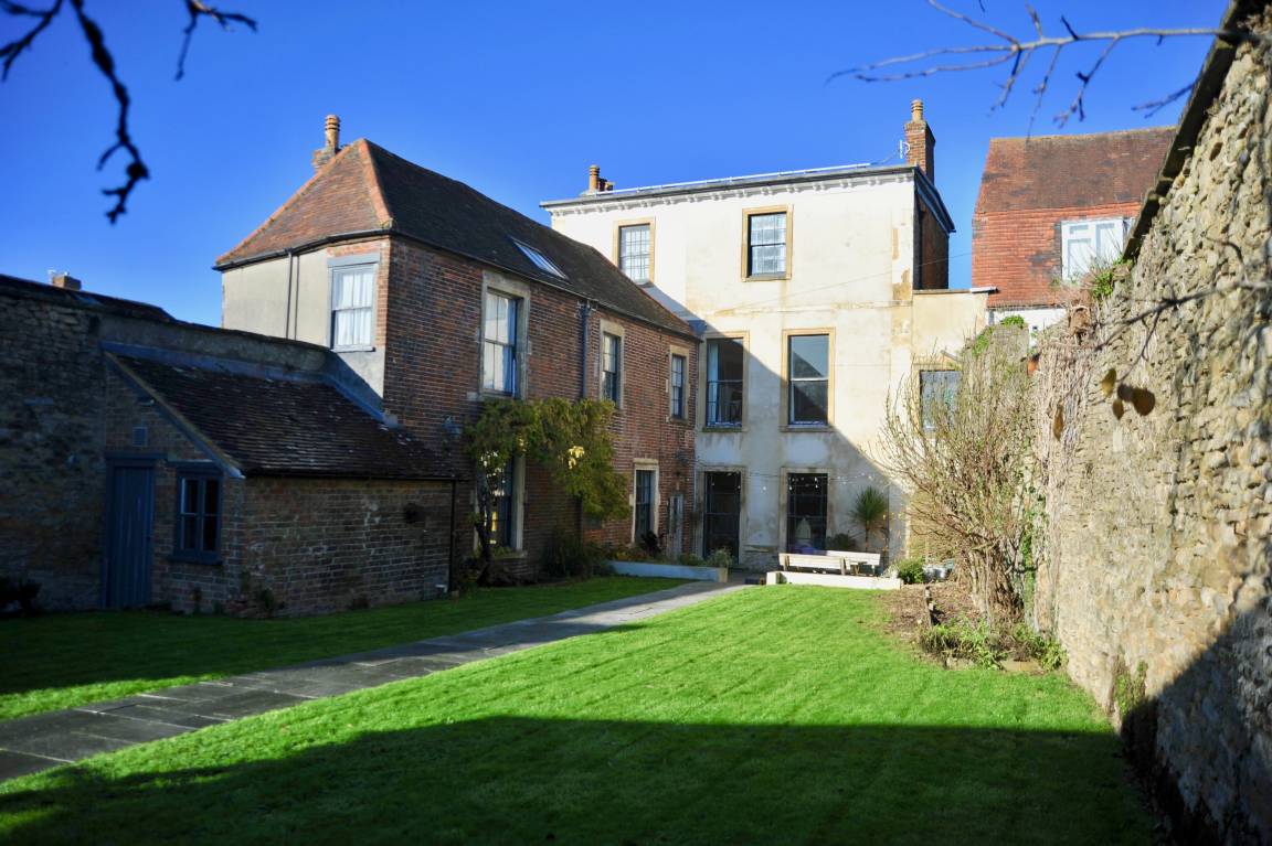 Cottage ∙ 5 Bedrooms ∙ 10 Guests - Bruton