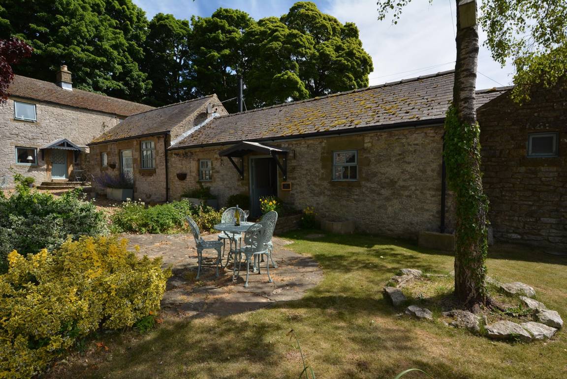 Cottage ∙ 2 Bedrooms ∙ 4 Guests - Bakewell