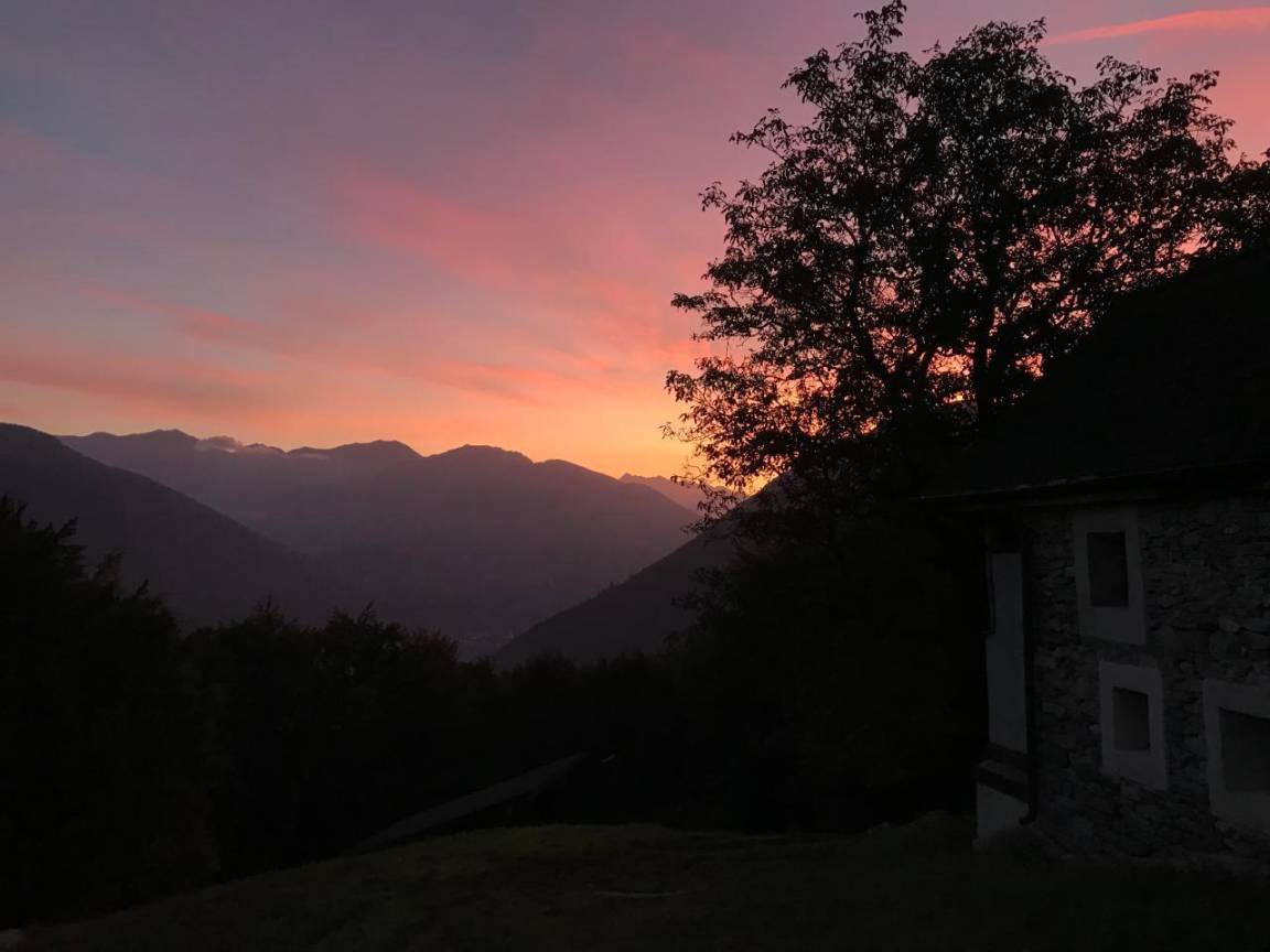 50 M² Huis ∙ 1 Slaapkamer ∙ 4 Gasten - Brissago