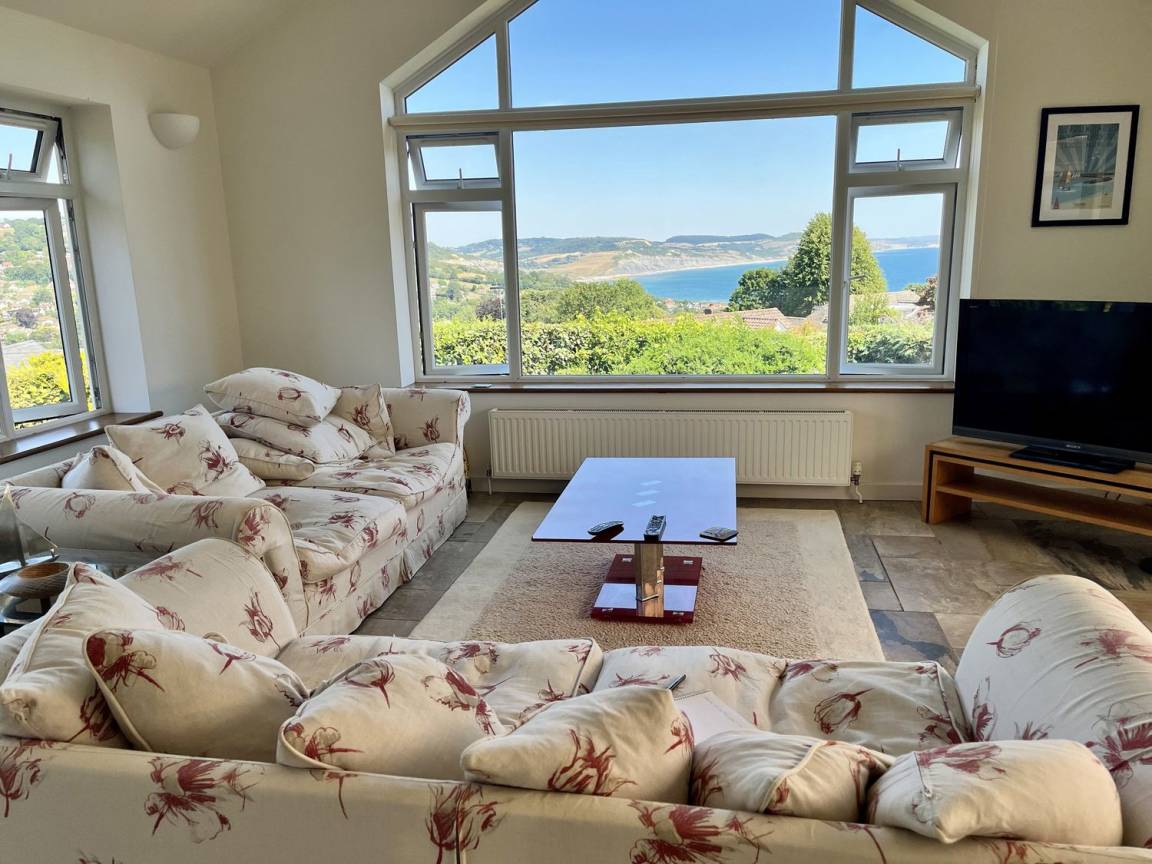 Cottage ∙ 3 Bedrooms ∙ 6 Guests - Lyme Regis