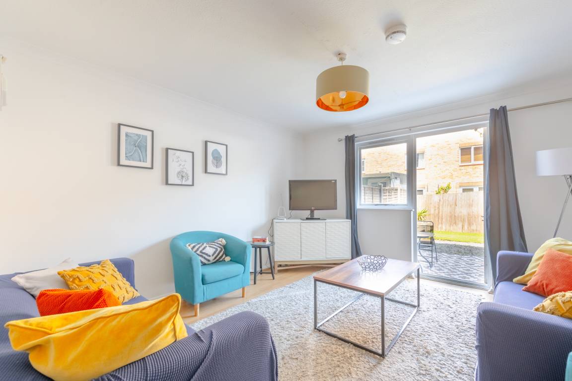 163 M² House ∙ 4 Bedrooms ∙ 8 Guests - Leyton