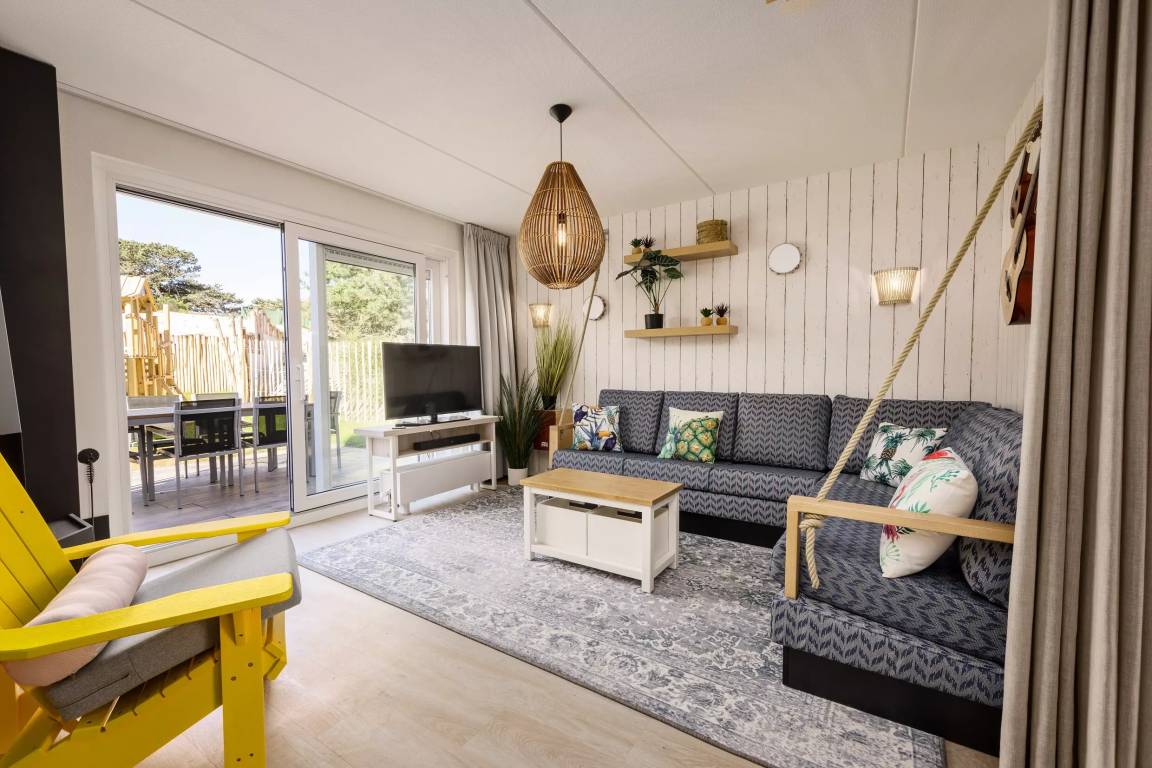 70 M² Caravan ∙ 3 Bedrooms ∙ 6 Guests - Zandvoort