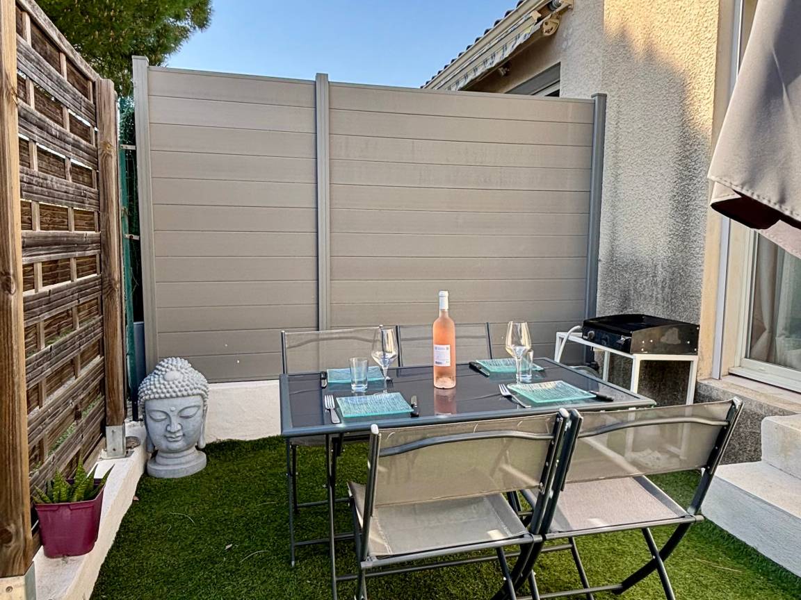 65 M² Huis ∙ 2 Slaapkamers ∙ 4 Gasten - Montagnac