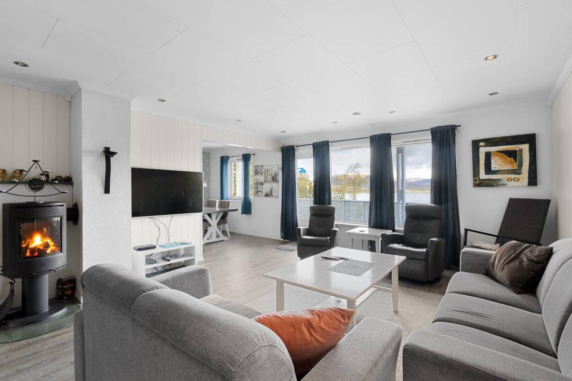 130 M² Ferienhaus ∙ 4 Schlafzimmer ∙ 11 Gäste - Tromsø
