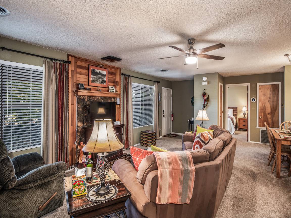 112 M² Cabin ∙ 2 Bedrooms ∙ 4 Guests - Ruidoso, NM