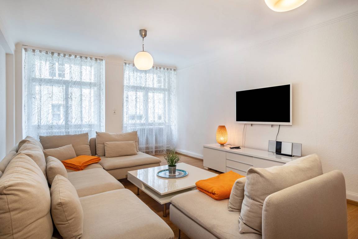 125 M² Apartment ∙ 2 Bedrooms ∙ 6 Guests - Bregenz
