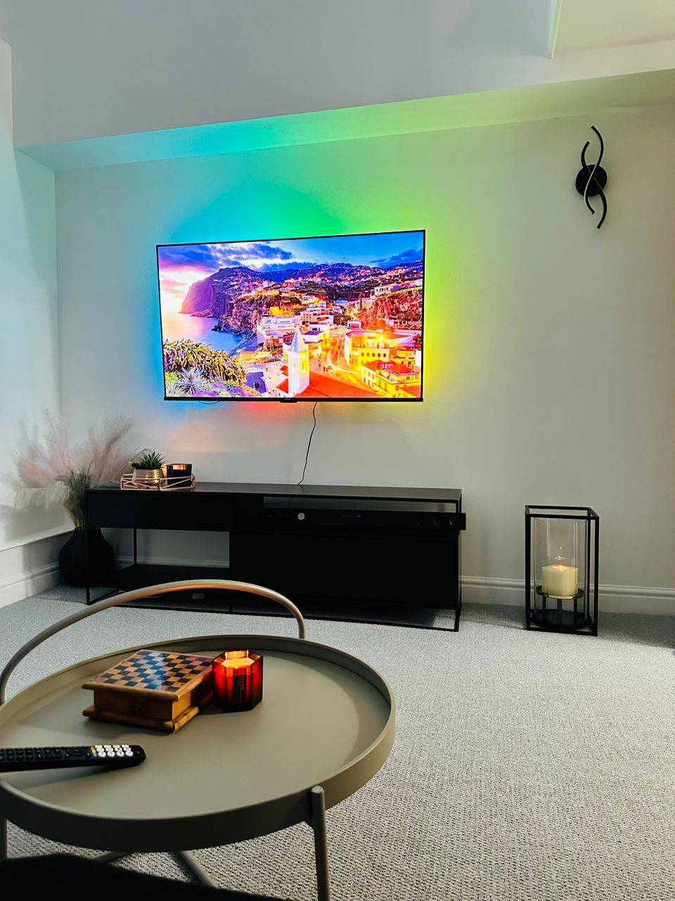 105 M² Apartment ∙ 3 Bedrooms ∙ 6 Guests - University of Derby