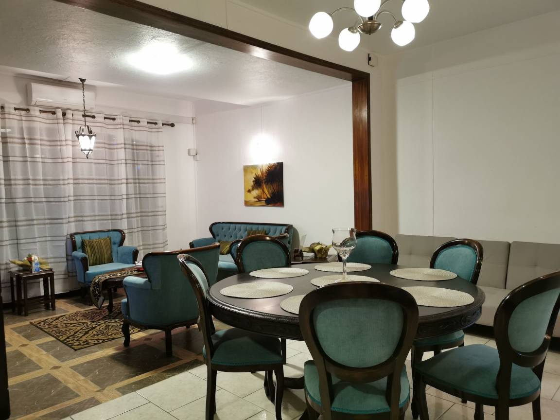 75 M² Appartement ∙ 2 Chambres ∙ 4 Personnes - Port Louis